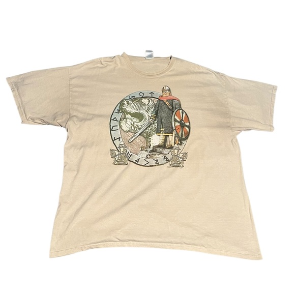 Gildan | Shirts | Vintage 205 Renaissance Arts Designs Medieval T Shirt ...